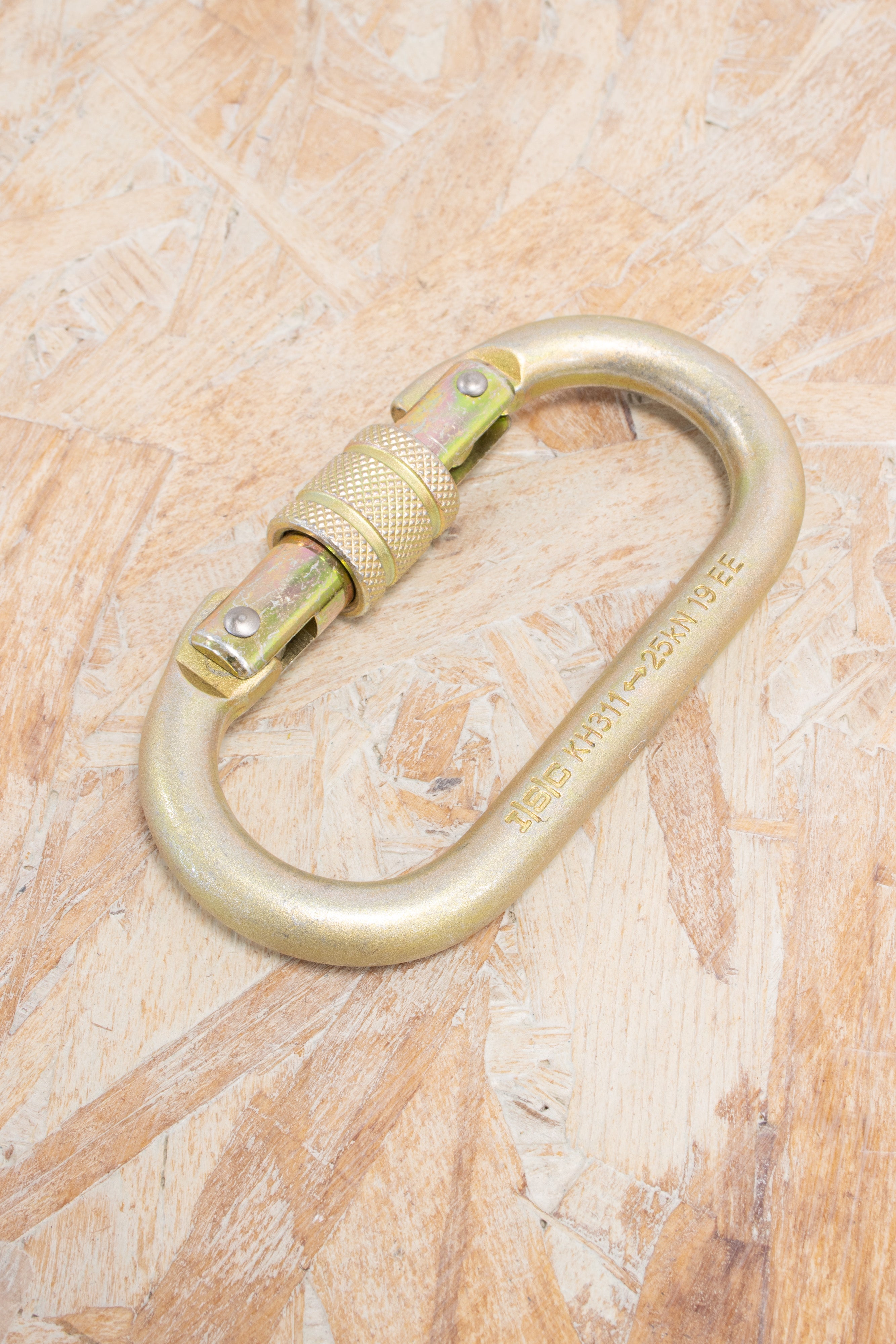 ISC - Steel Oval SG Karabiner, with Factory Serial Number – Rope Access ...