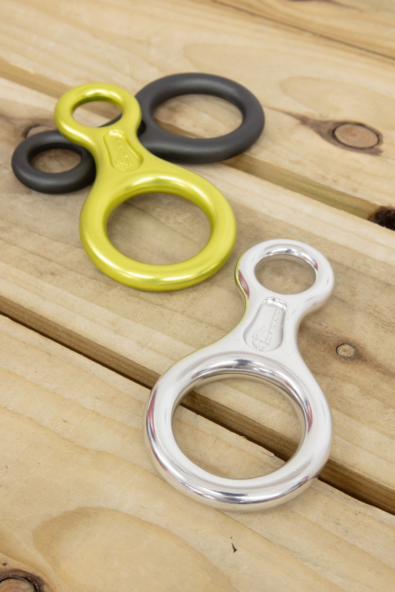 DMM - Standard Figure of Eight Descender – Rope Access Equip